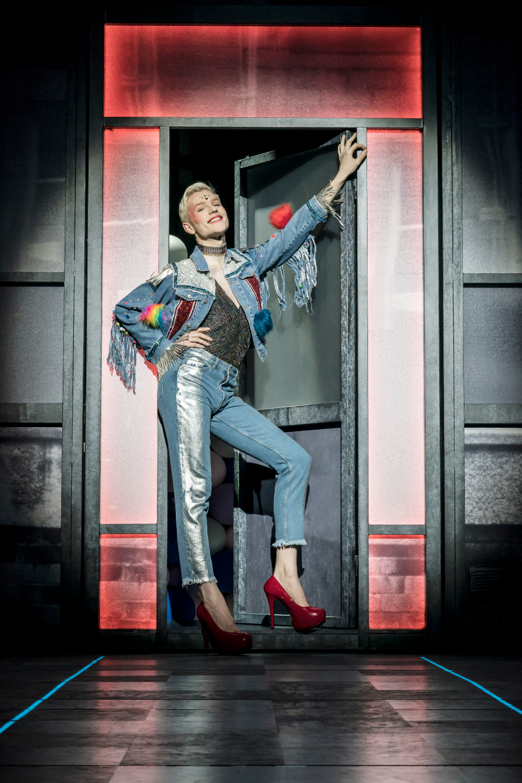 Everybody’s Talking About Jamie at the Apollo Theatre | Theatre review ...
