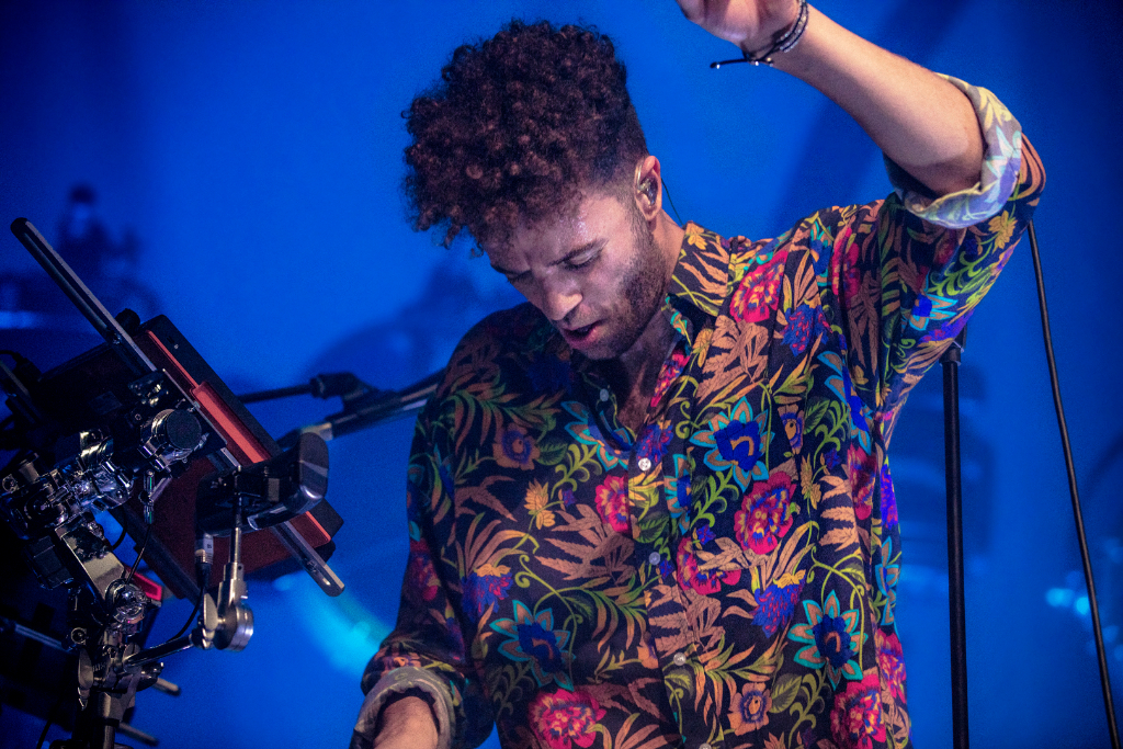 Youngr at Village Underground | Live review – The Upcoming