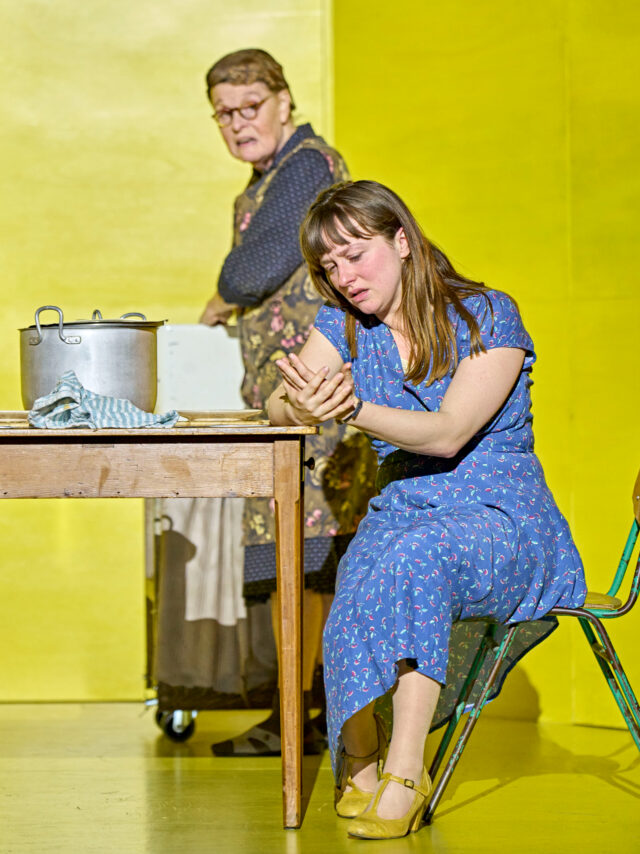 Machinal at the Old Vic | Theatre review – The Upcoming